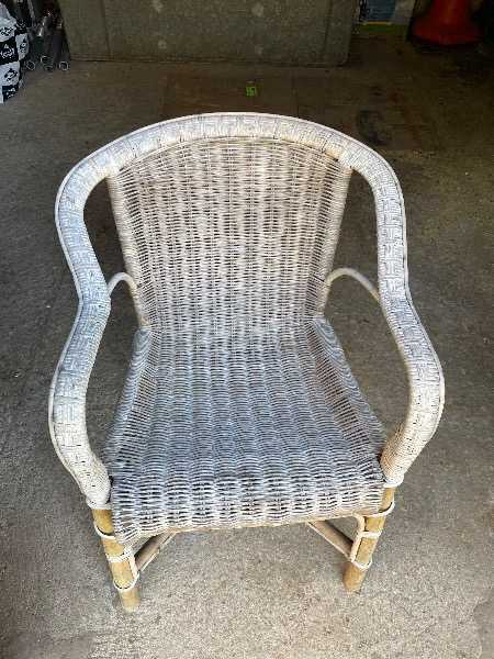 Freecycle: 2x Wicker garden chairs