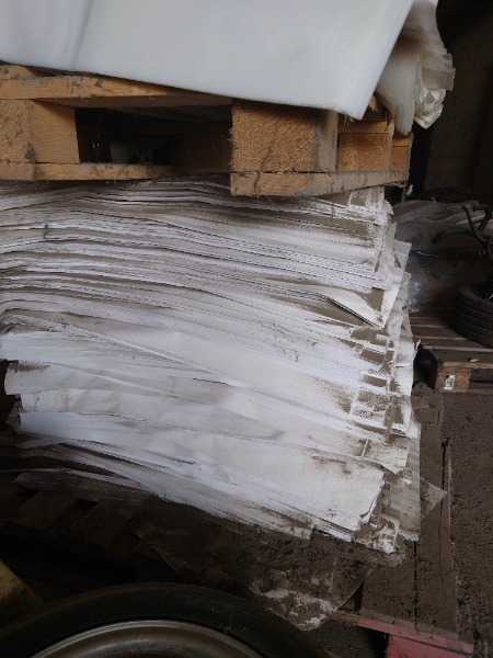 Freecycle: Paper large sheets